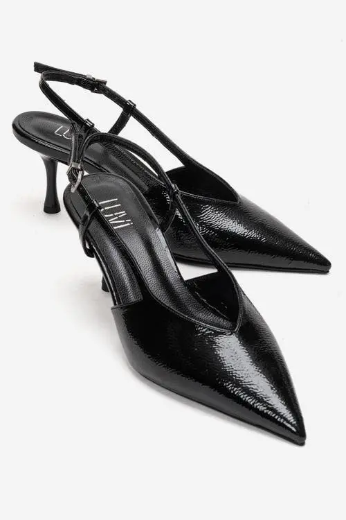 PROLOGUE SHOES Irena Pointed Toe Pump - Black