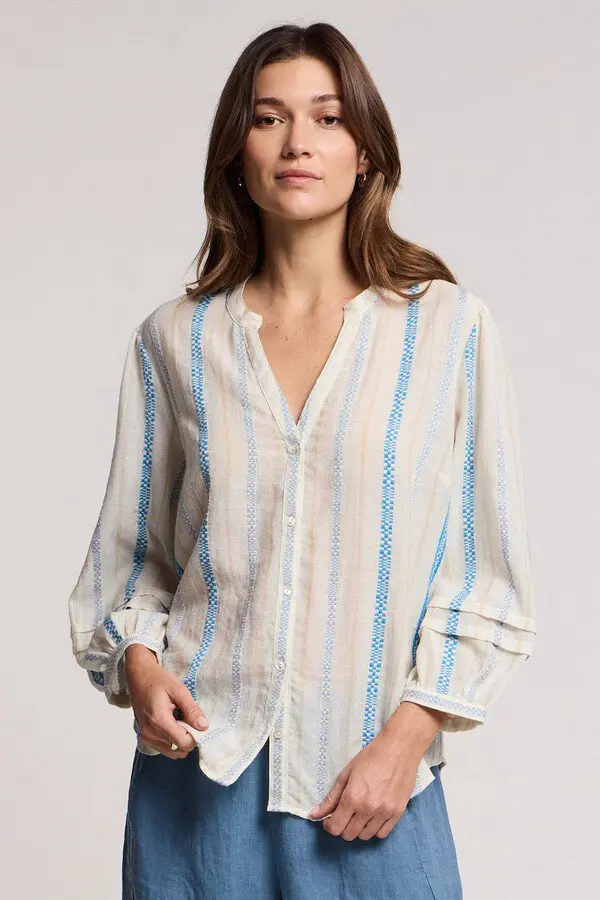 Velvet By Graham & Spencer Judith Top