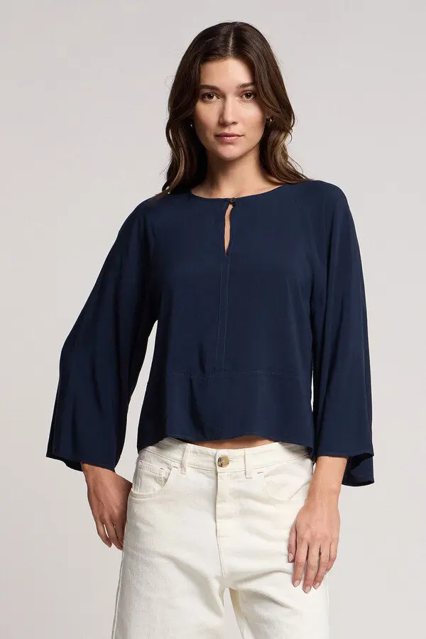Velvet By Graham & Spencer Raegan Top