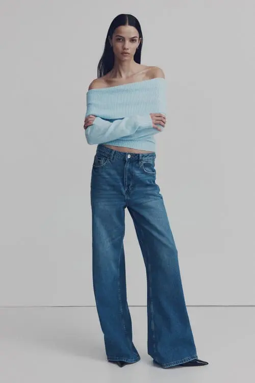 H&m Off-the-shoulder Jumper - Light Blue