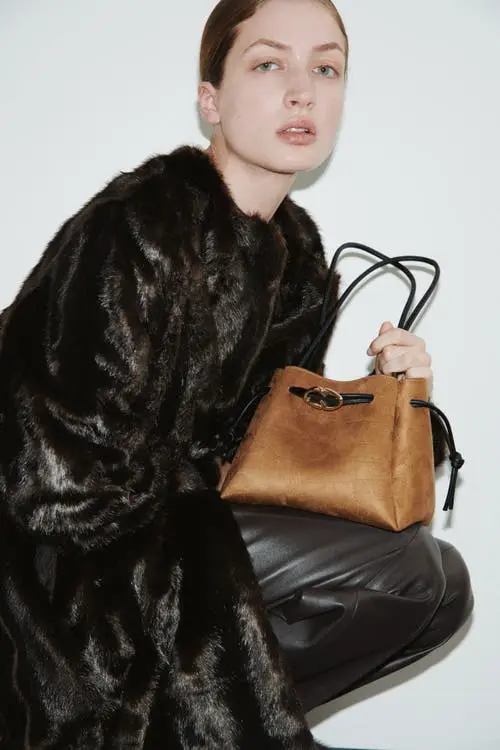 H&m Drawstring Detail Shoulder Bag With Croc Effect - Brown
