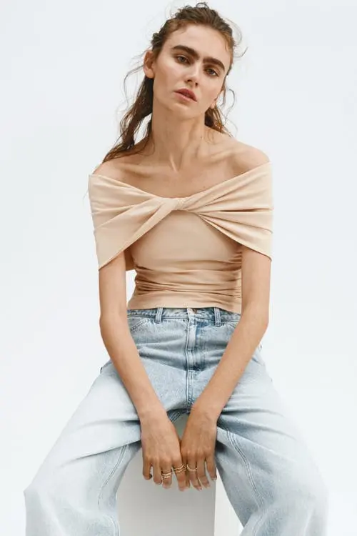 H&m Twist Detail Off-the-shoulder Top