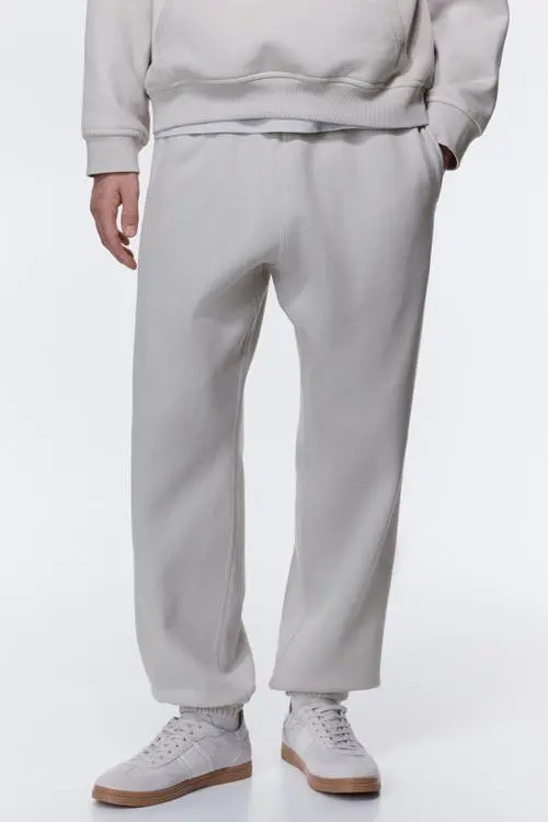 H&m Relaxed Fit Sweatpants - Light Gray