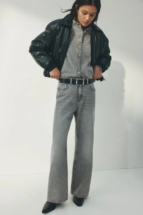 H&m Baggy High Waist Jeans With Ripped Knees - Light Gray