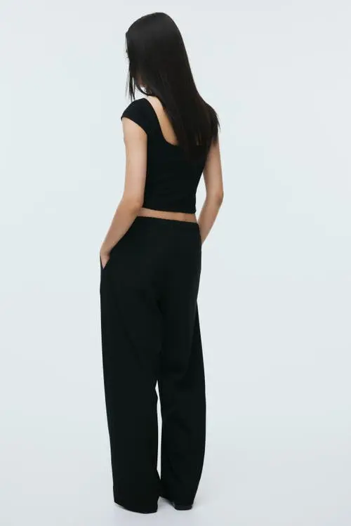 H&m Loose-fit Pull-on Trousers With Drawstring Waist - Black/pinstriped