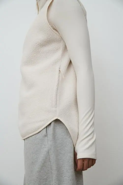 H&M Teddy Sports Gilet - Ivory