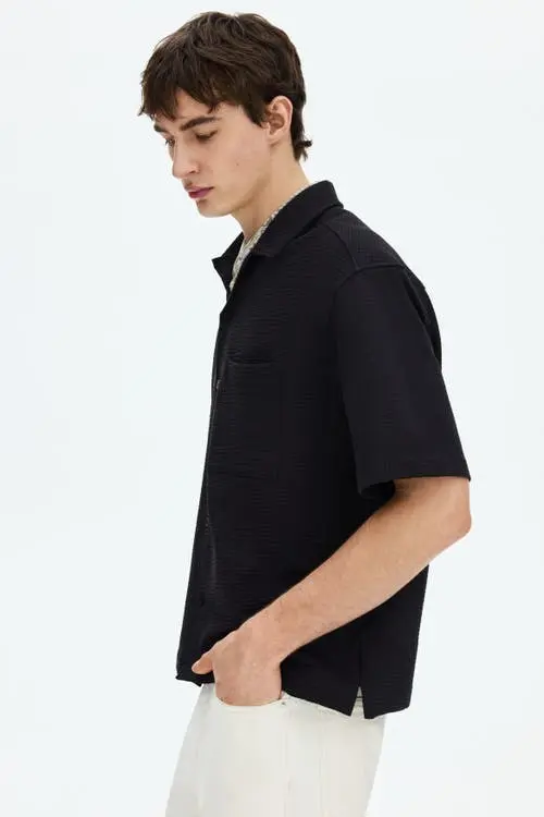 H&M Relaxed Fit Waffled Resort Shirt - Black