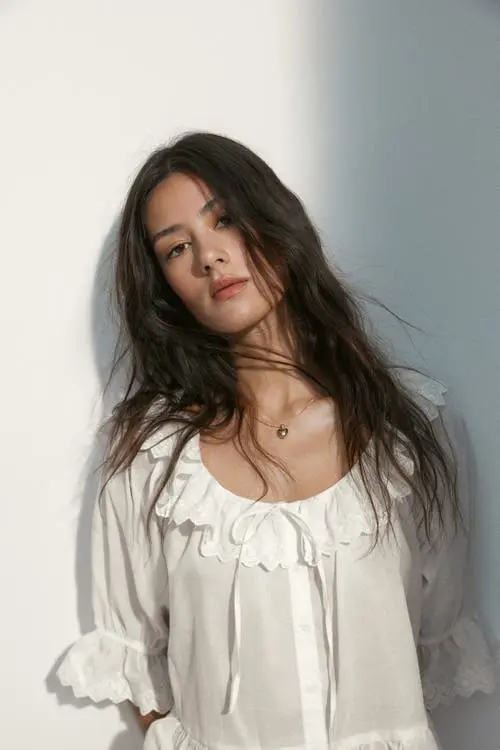 H&m Broderie Anglaise Cotton Blouse - Cream