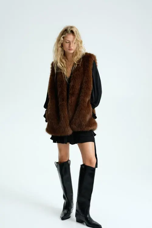 H&m Luxury Faux Fur Gilet