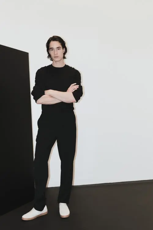H&M Four-way Stretch Regular Fit Pull-on Trousers