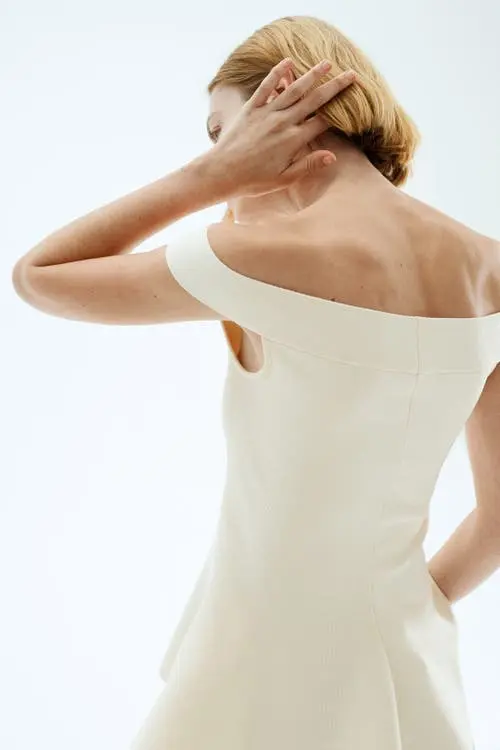 H&m Off-the-shoulder Peplum Knit Top - Cream