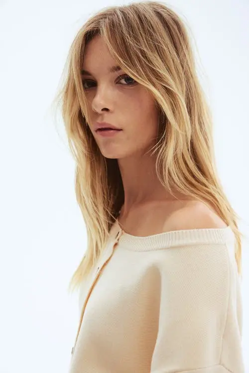 H&m Off-the-shoulder Ribbed Knit Cropped Cardigan