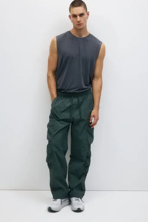 H&m Loose Fit Water-repellent Cargo Trousers