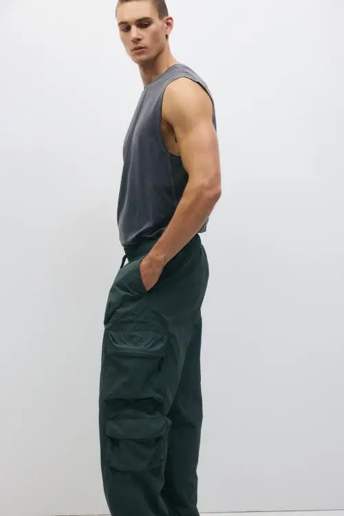 H&m Loose Fit Water-repellent Cargo Trousers
