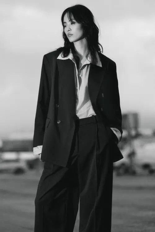 H&M Oversized Twill Blazer With Peak Lapels