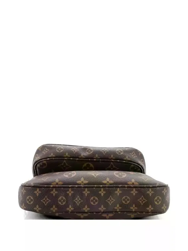 LOUIS VUITTON Multi Pochette Accessoires Monogram Canvas Crossbody Bag