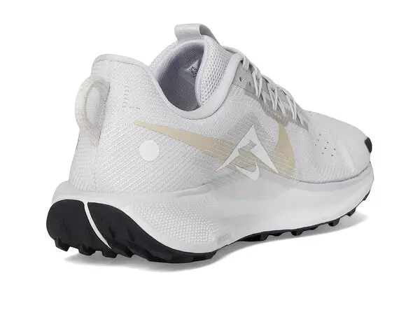 Nike Pegasus Trail 5 Shoes - Gray