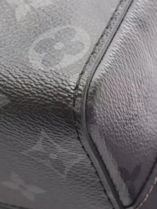 LOUIS VUITTON Monogram Eclipse City Keepall Crossbody Bag - Black