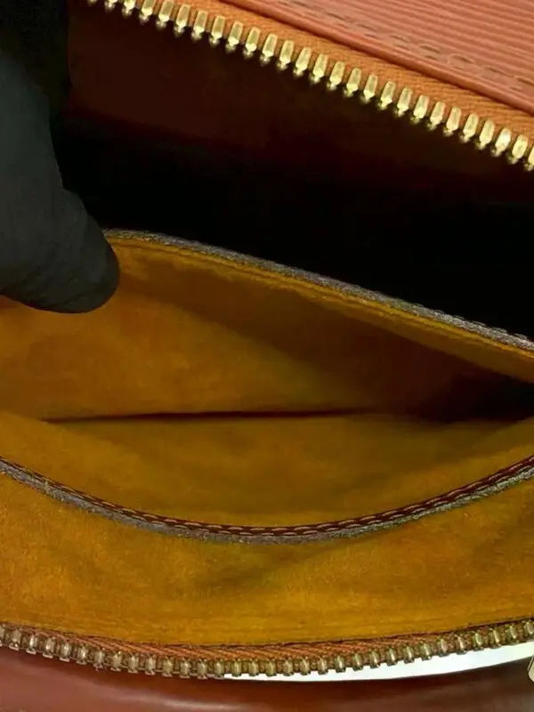 LOUIS VUITTON Epi Alma Pm Handbag - Brown
