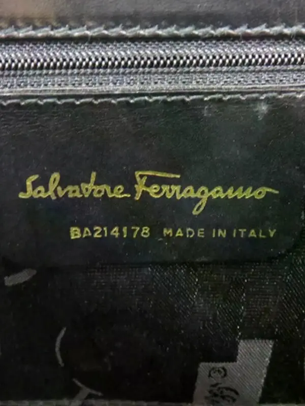 FERRAGAMO Leather Vara Bow Satchel - Black