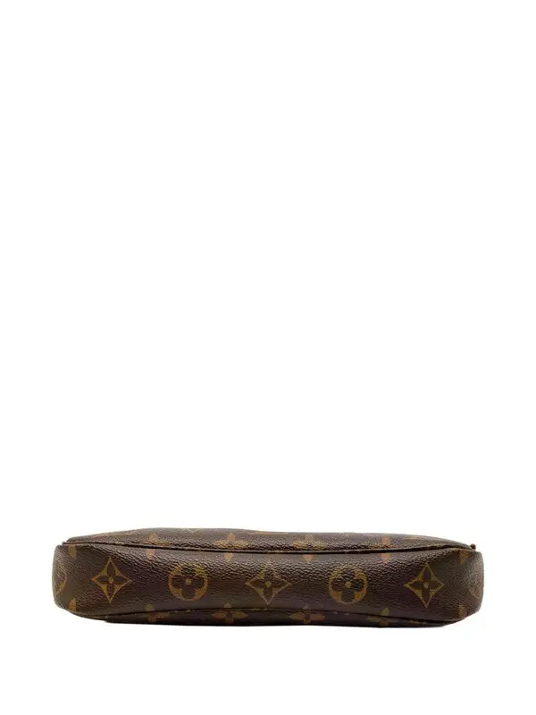LOUIS VUITTON Monogram Pochette Accessoires Shoulder Bag