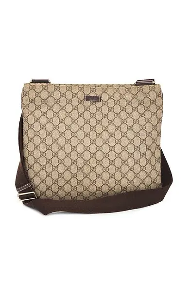Gucci Gg Supreme Canvas Messenger Bag