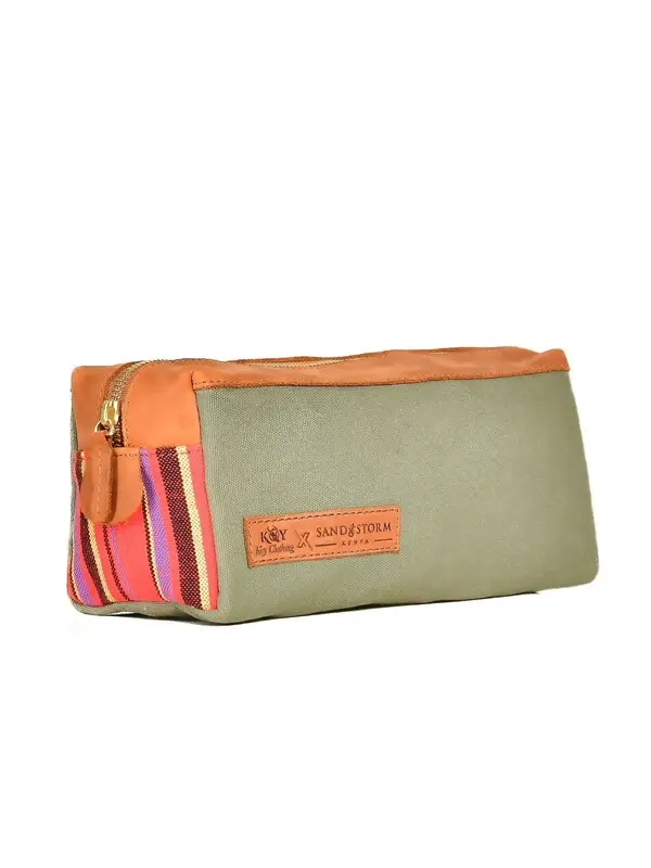 KOY CLOTHING Canvas Washbag - Green