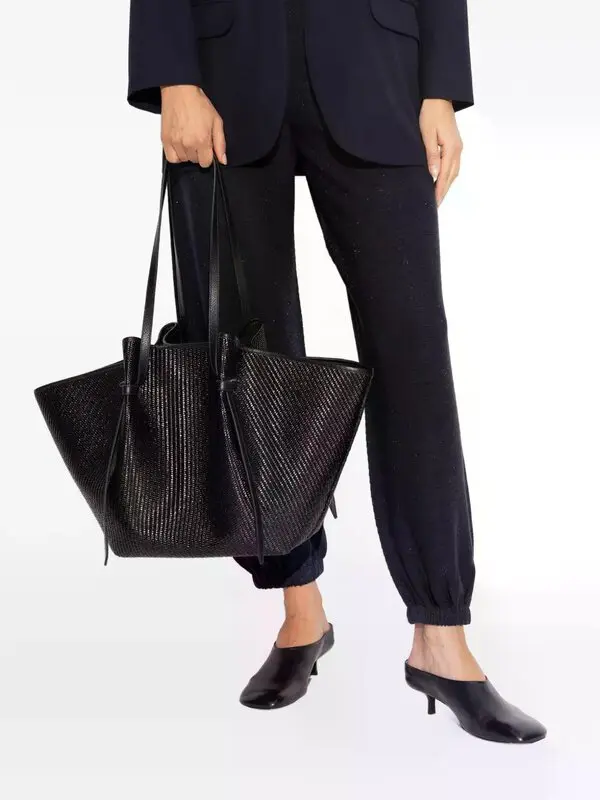 Yuzefi Large Mochi Shoulder Bag