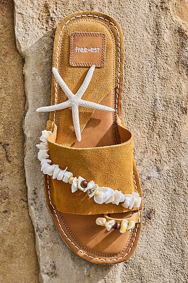 Free People Suede Toe Ring Sandals With Shell Embellishments - Tan