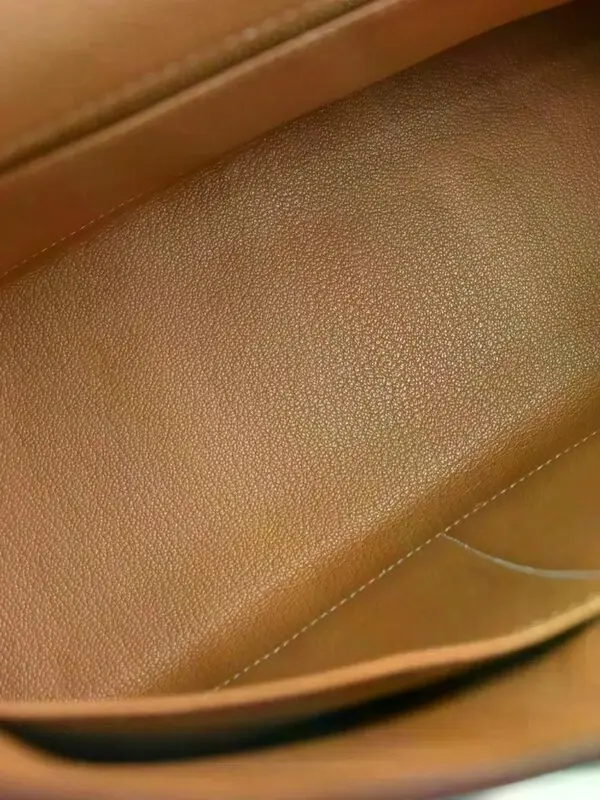 Hermès 2004 Kelly 32 Retourne Leather Handbag - Neutrals