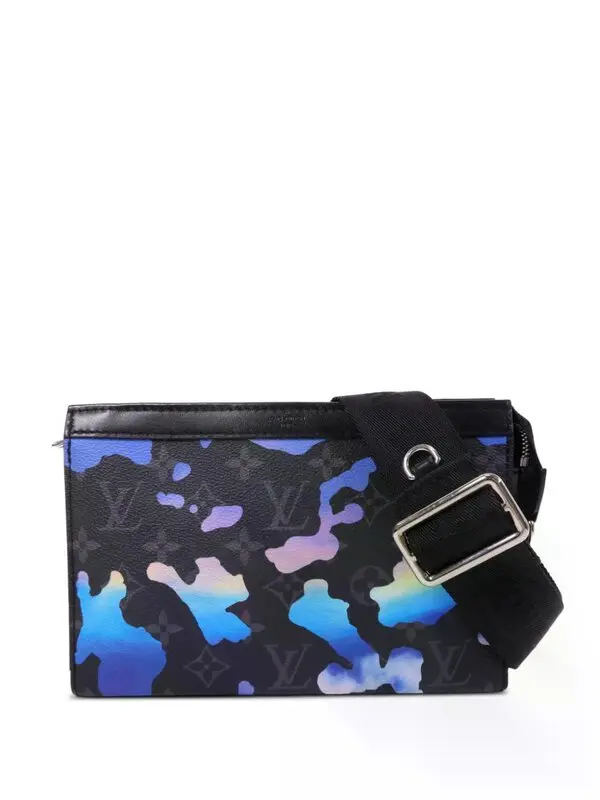 LOUIS VUITTON Eclipse Gaston Monogram Tote Bag - Black