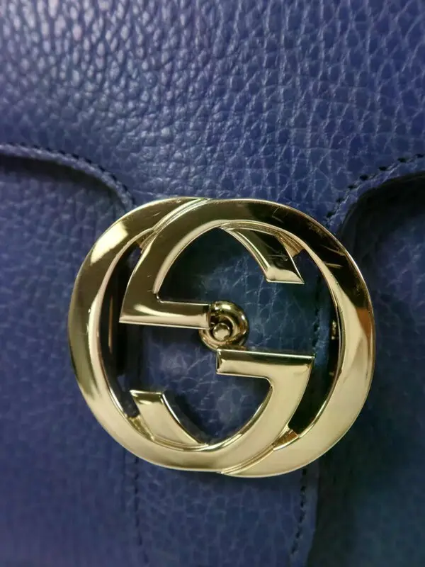 Gucci Interlocking Gg Shoulder Bag