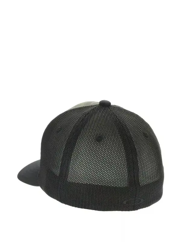 Oakley Camouflage Print Mesh Panel Baseball Cap