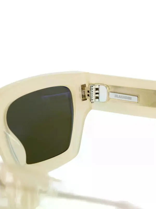 JIL SANDER Rectangle Frame Sunglasses With Logo Plaque - Neutrals