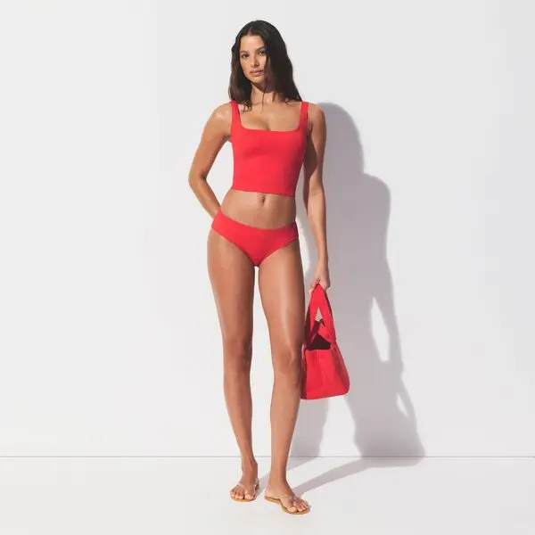 SKIMS Iconic Swim Tank Bikini Top - Carmine