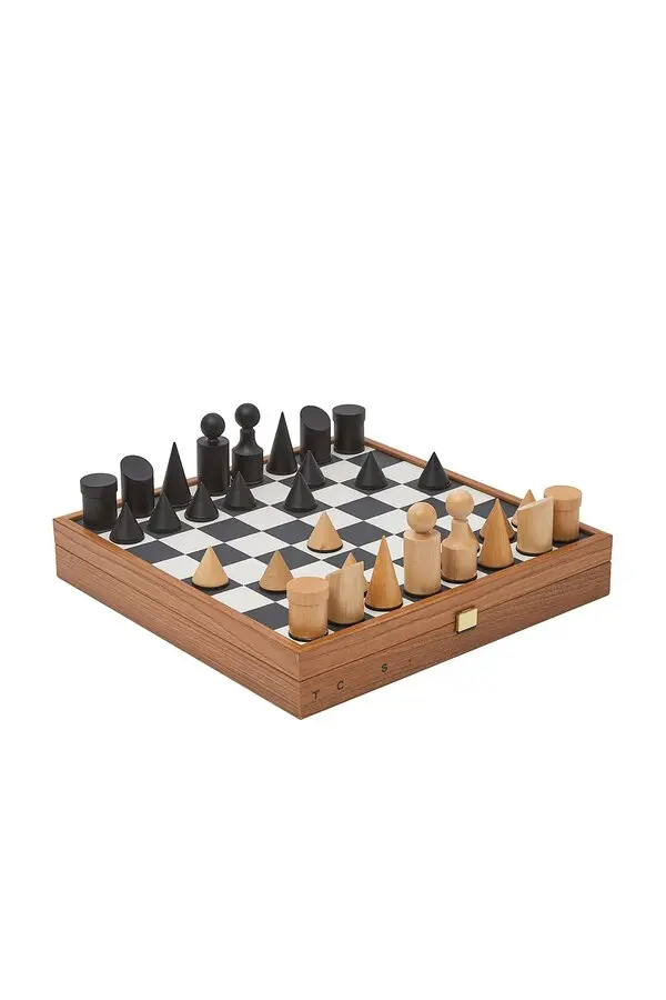 THE CONRAN SHOP Milos Chess Set In Black - Black & White