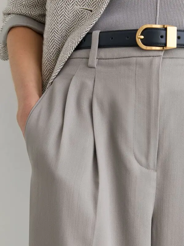 REISS Clay Lyocell Tapered Pleated Trousers - Grey