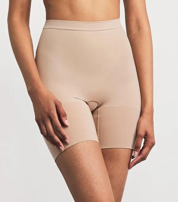 Spanx Sculpt Gofigure Mid-thigh Shorts