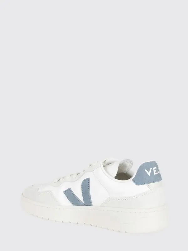 VEJA Sneakers - White