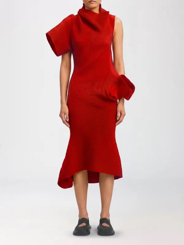 Issey Miyake Asymmetrical Midi Dress - Red