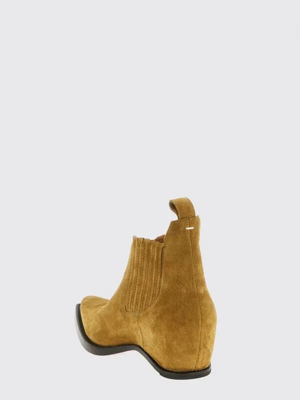 MAISON MARGIELA Suede Almond Toe Chelsea Boots - Brown