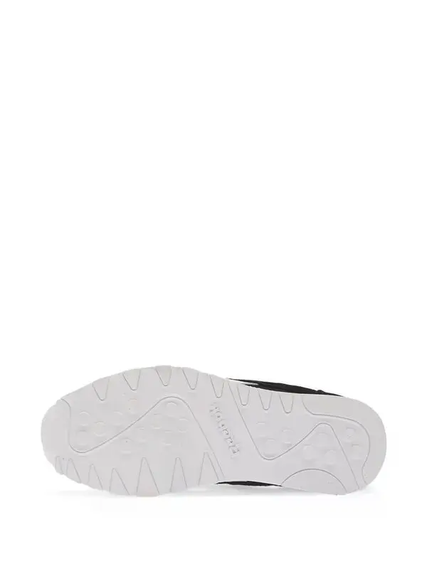 REEBOK Classic Sneakers - Black