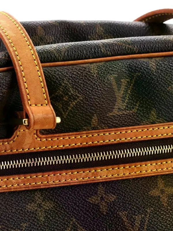 LOUIS VUITTON Monogram Canvas Mm Shoulder Bag
