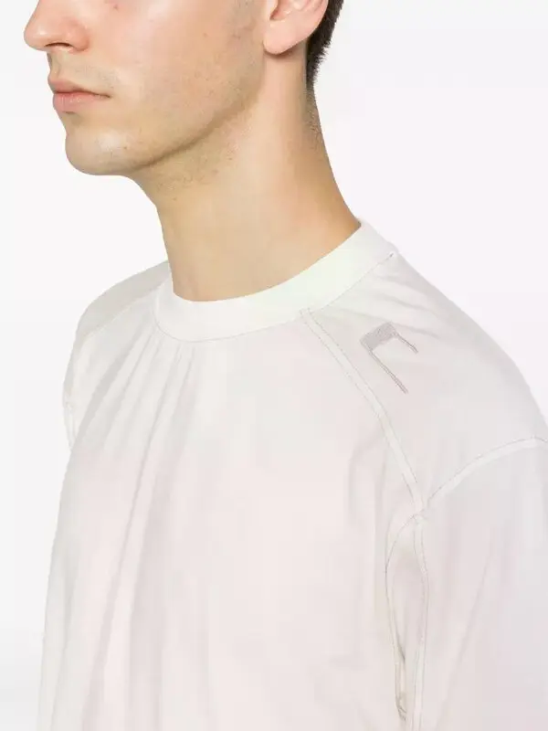 CARRER Hayes T-shirt