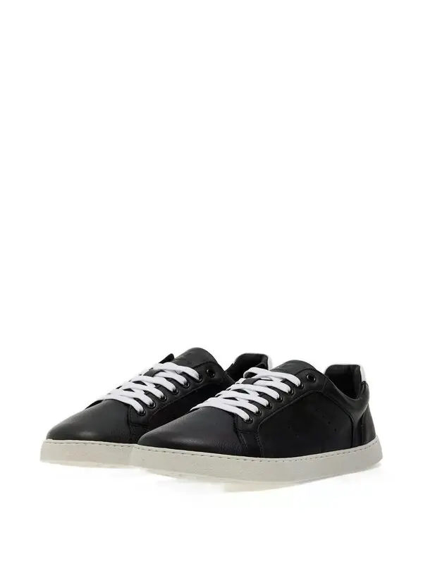 GROUNDIES Round-toe Lace-up Sneakers