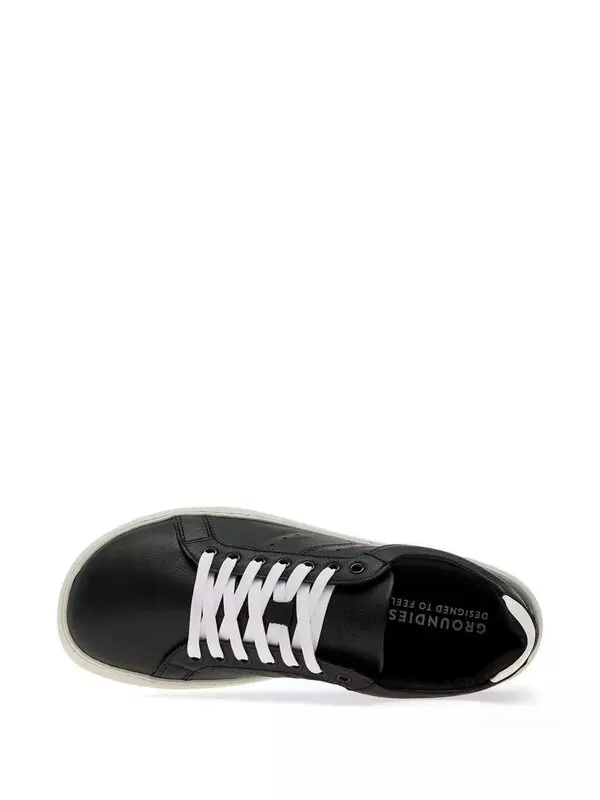 GROUNDIES Round-toe Lace-up Sneakers