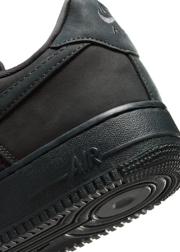 Nike Force 1 '07 Lv8 Sneakers