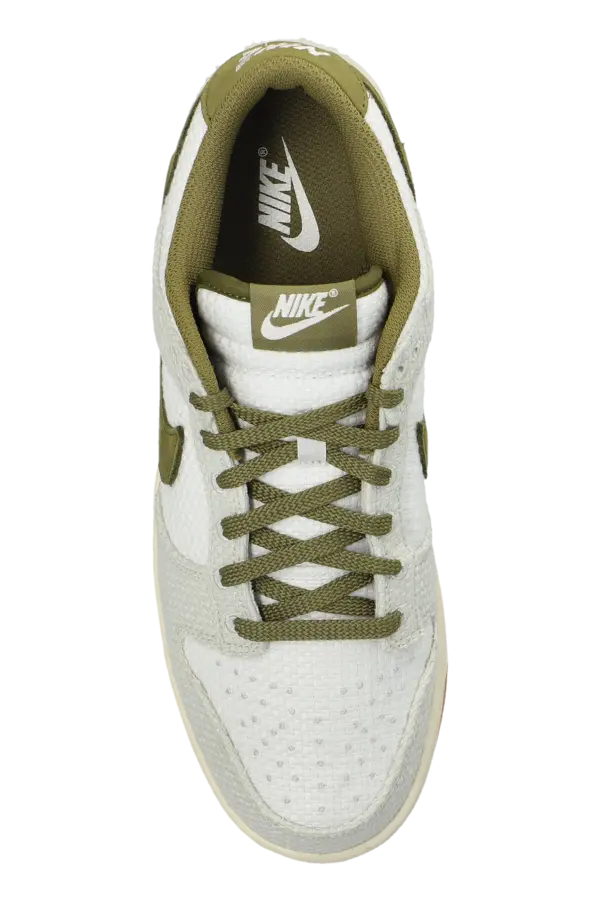 Nike Dunk Low Retro Sneakers - White