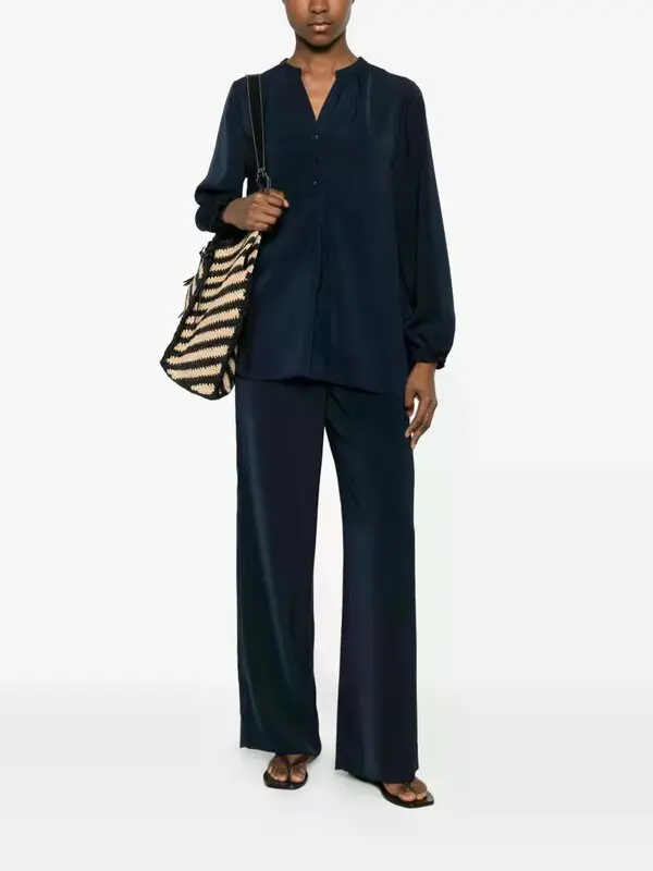 Hemisphere V-neck Ruched Detail Blouse