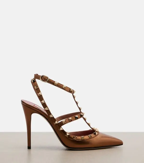 Valentino Garavani Rockstud Metallic Leather Pumps - Gold